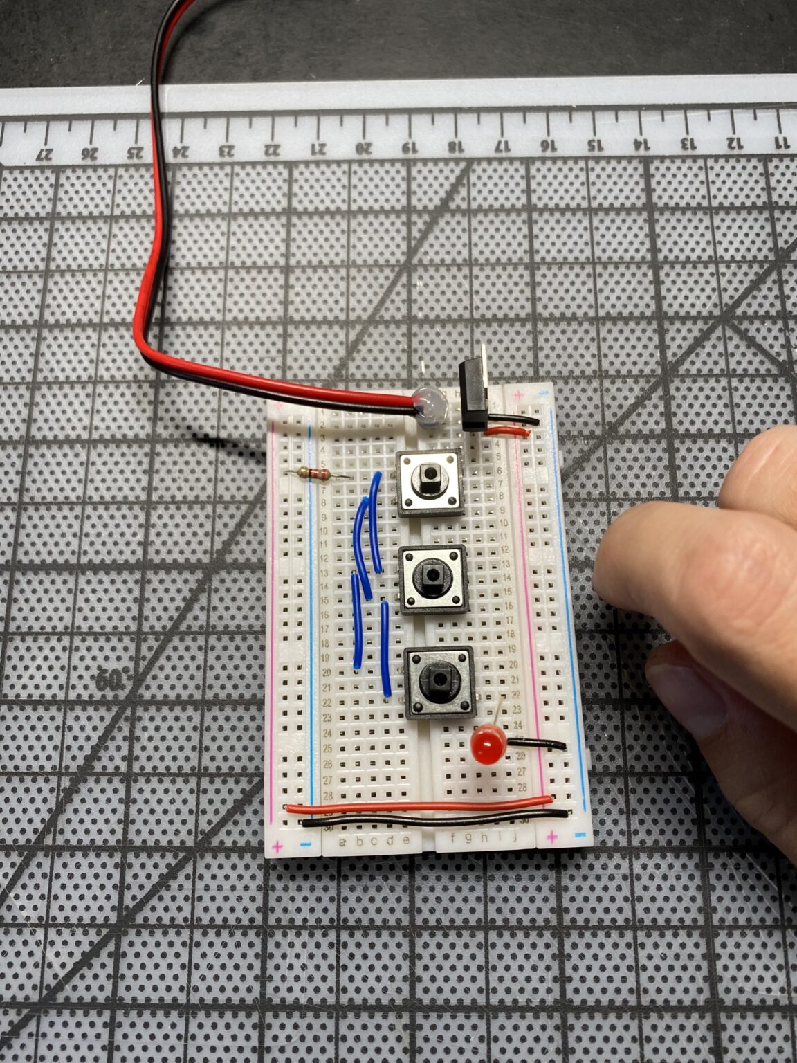 Lab: Switches and Pushbuttons – Brandon Roots