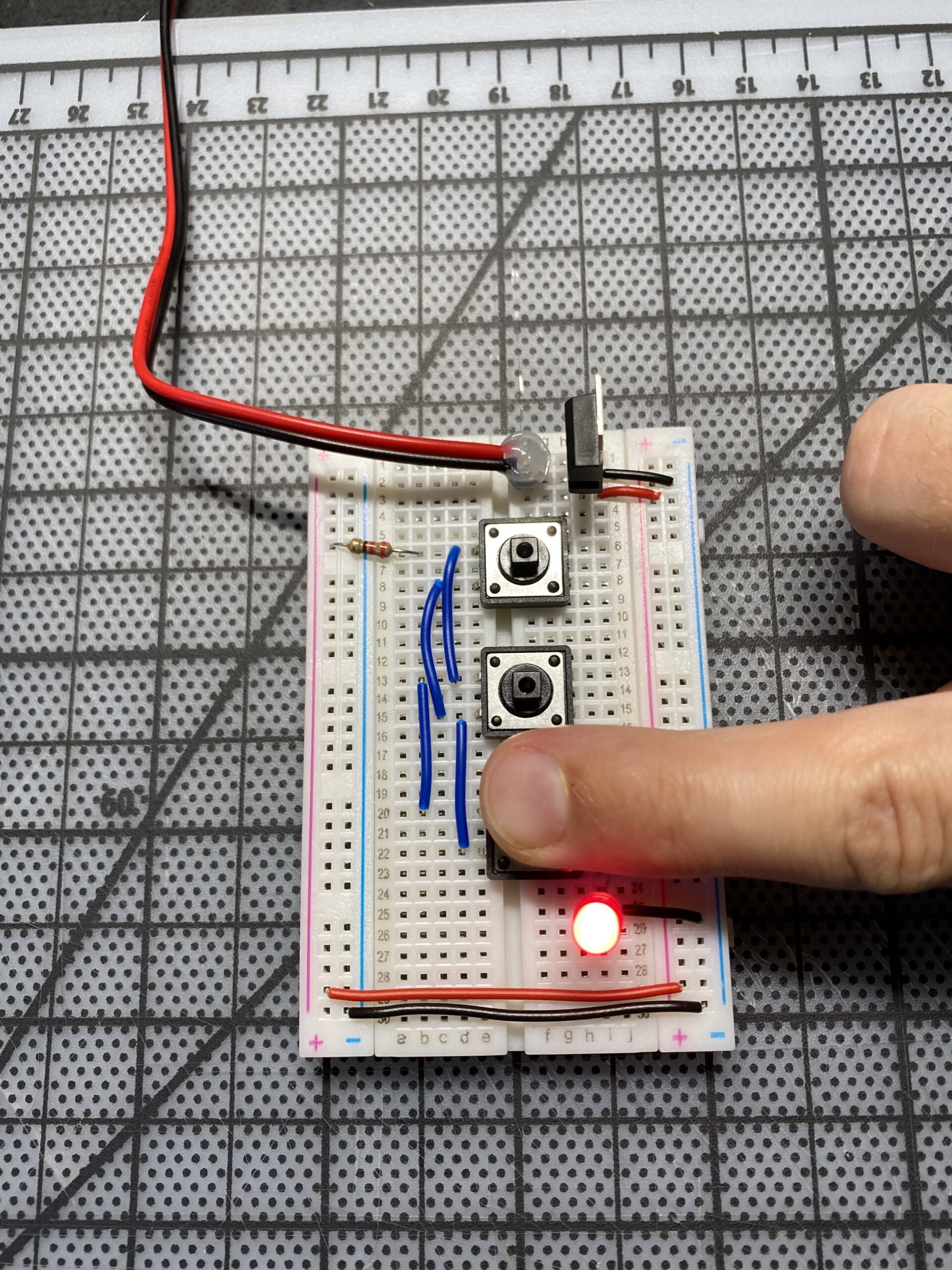 Lab: Switches and Pushbuttons – Brandon Roots