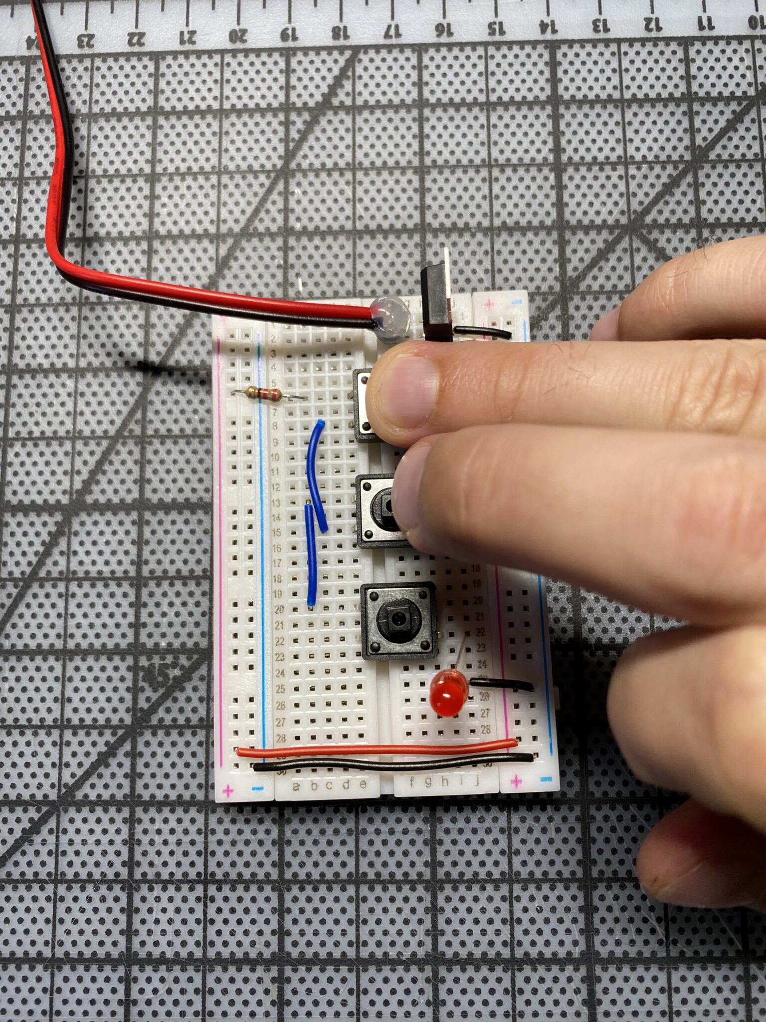 Lab: Switches and Pushbuttons – Brandon Roots